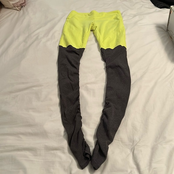 ALO Yoga | Pants & Jumpsuits | Alo Full Length Leggings Die S Bright ...